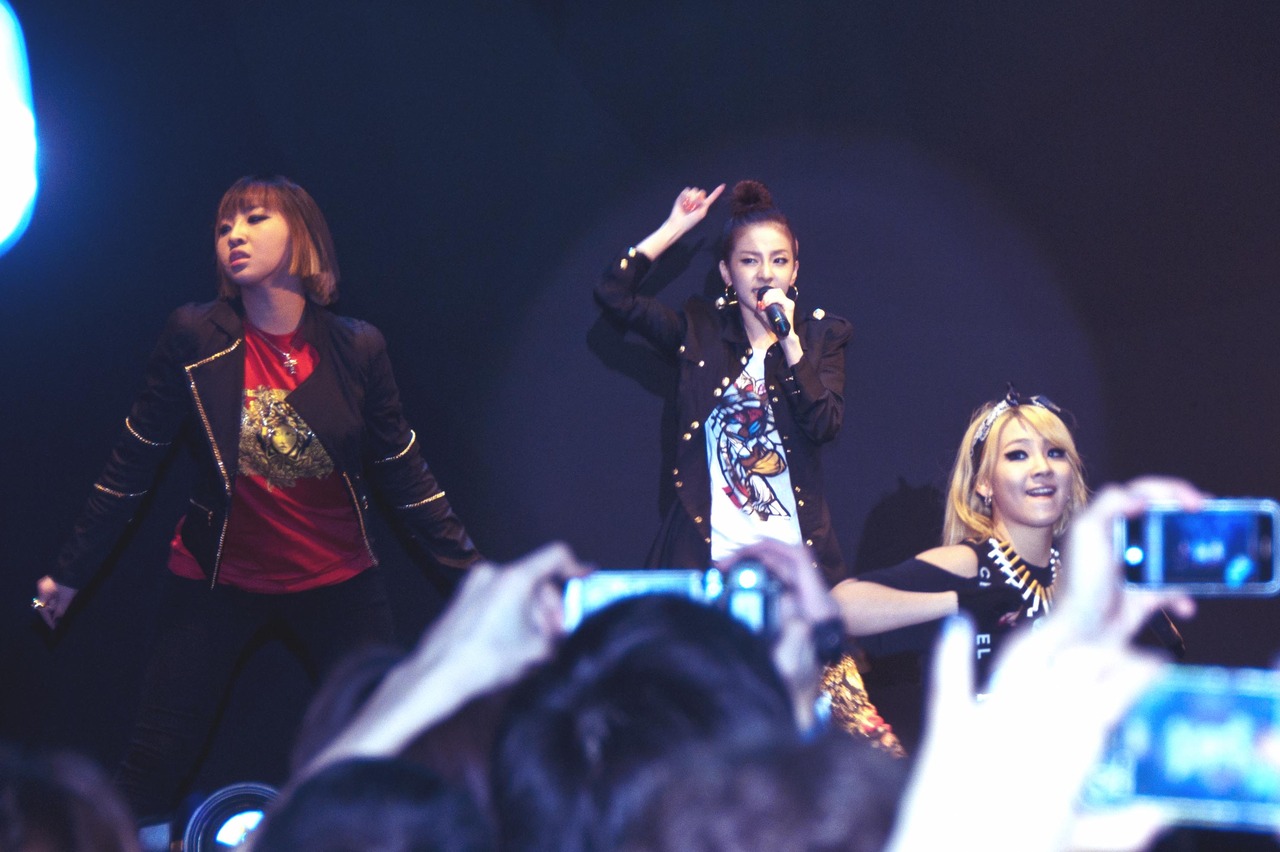 Photos: More 2NE1 Group Photos From The Creators Project