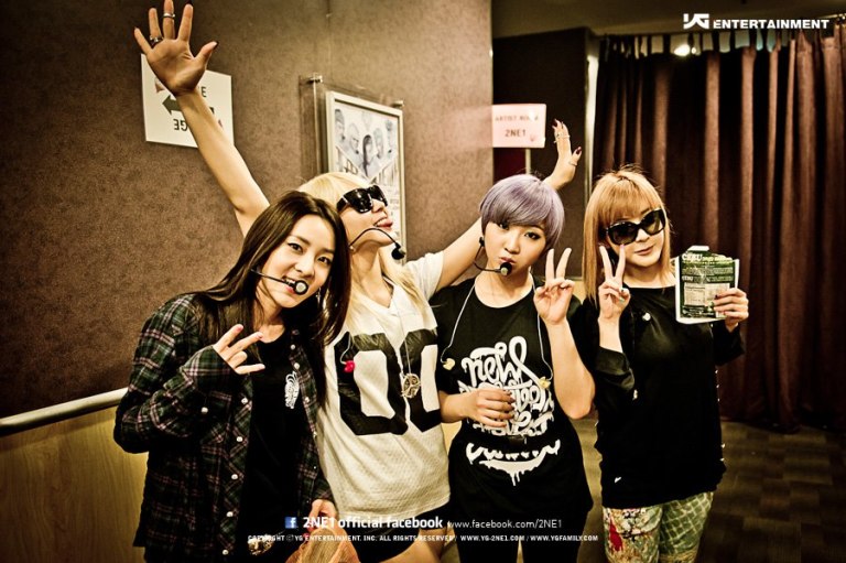Official: 2NE1 Global Tour 2012 – New Evolution at Singapore Indoor ...