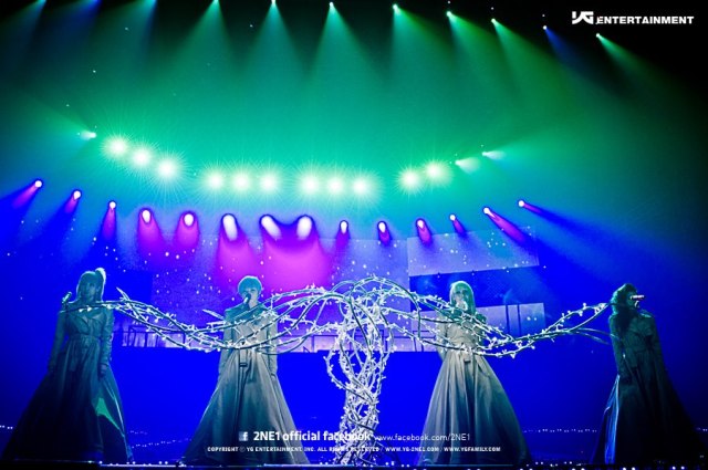 Official: 2NE1 Global Tour 2012 – New Evolution at Singapore Indoor ...