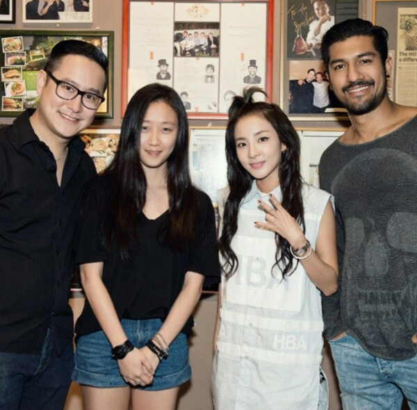 Instagram: Roen Cian and Tina Lee Share Pictures with “Korean Superstar Sandara Park” at ...