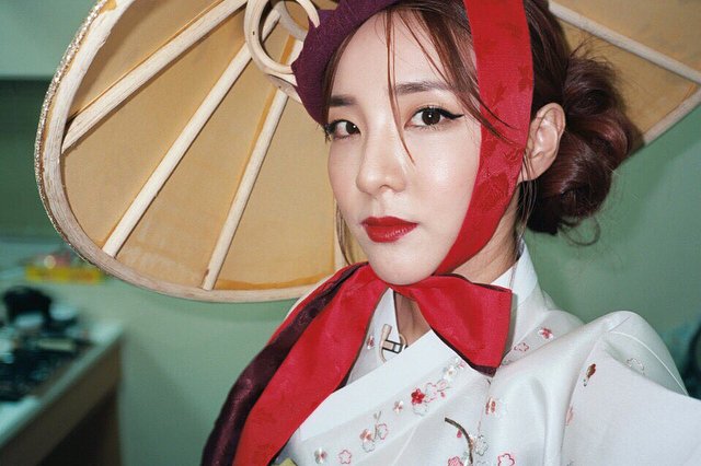 Instagram + Twitter: 171004 – Chuseok Special T3 Selca Parade 📸 selfie ...