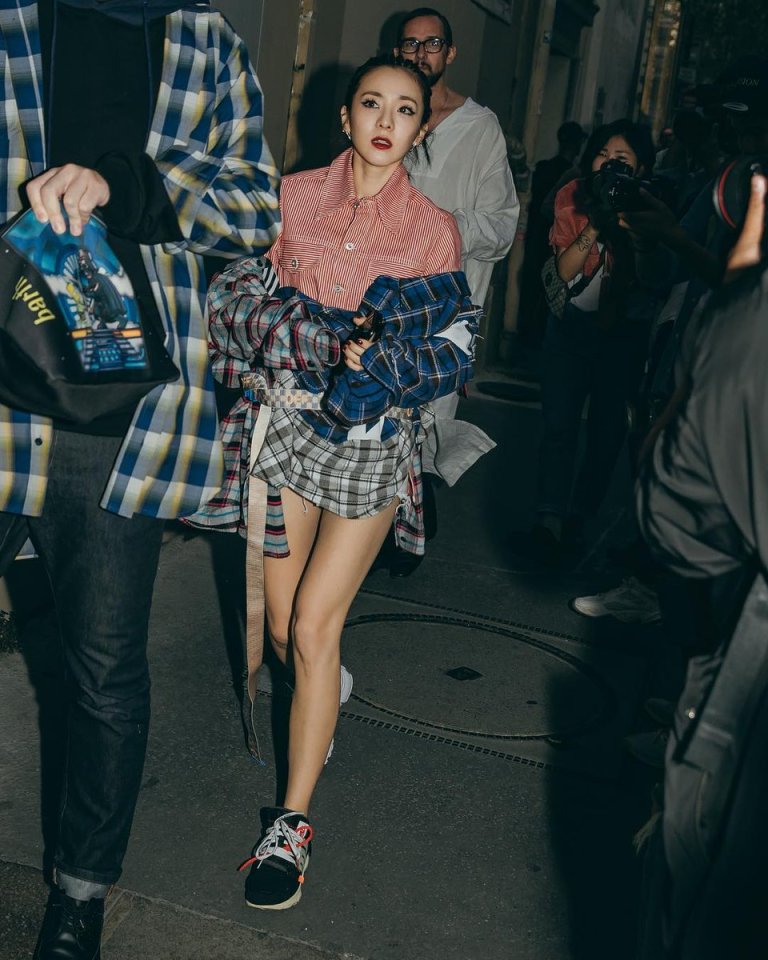 Photo + Video: 270918 – Fantaken Pictures and Videos of Sandara Park ...